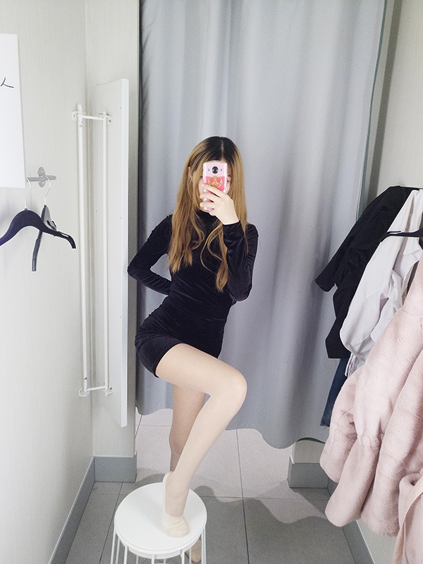 [会员][图包]鱼丸要吃粗面之试衣间 (35P+1V/387M) | 司机会所